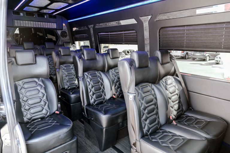 Luxury Car Service & Bus Rentals Near Me in Palm Springs